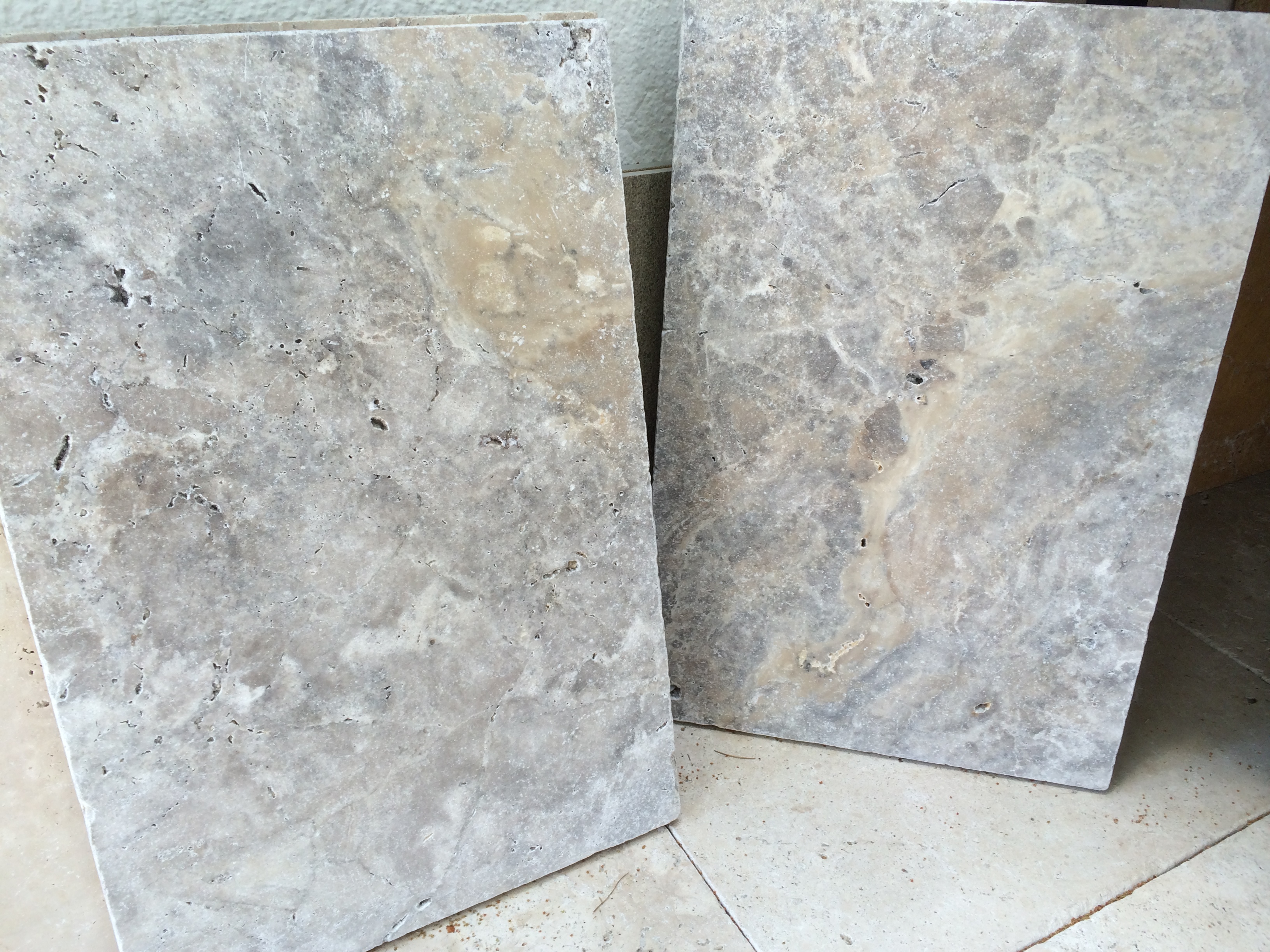 Travertin Silver - Farbe: Grau | Material: Travertin