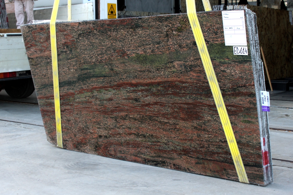 Verde Fuoco - Farbe: Grün | Material: Granit